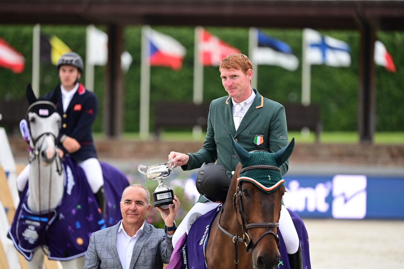 Coyle storms to head of affairs at European Championship, with Irish ...